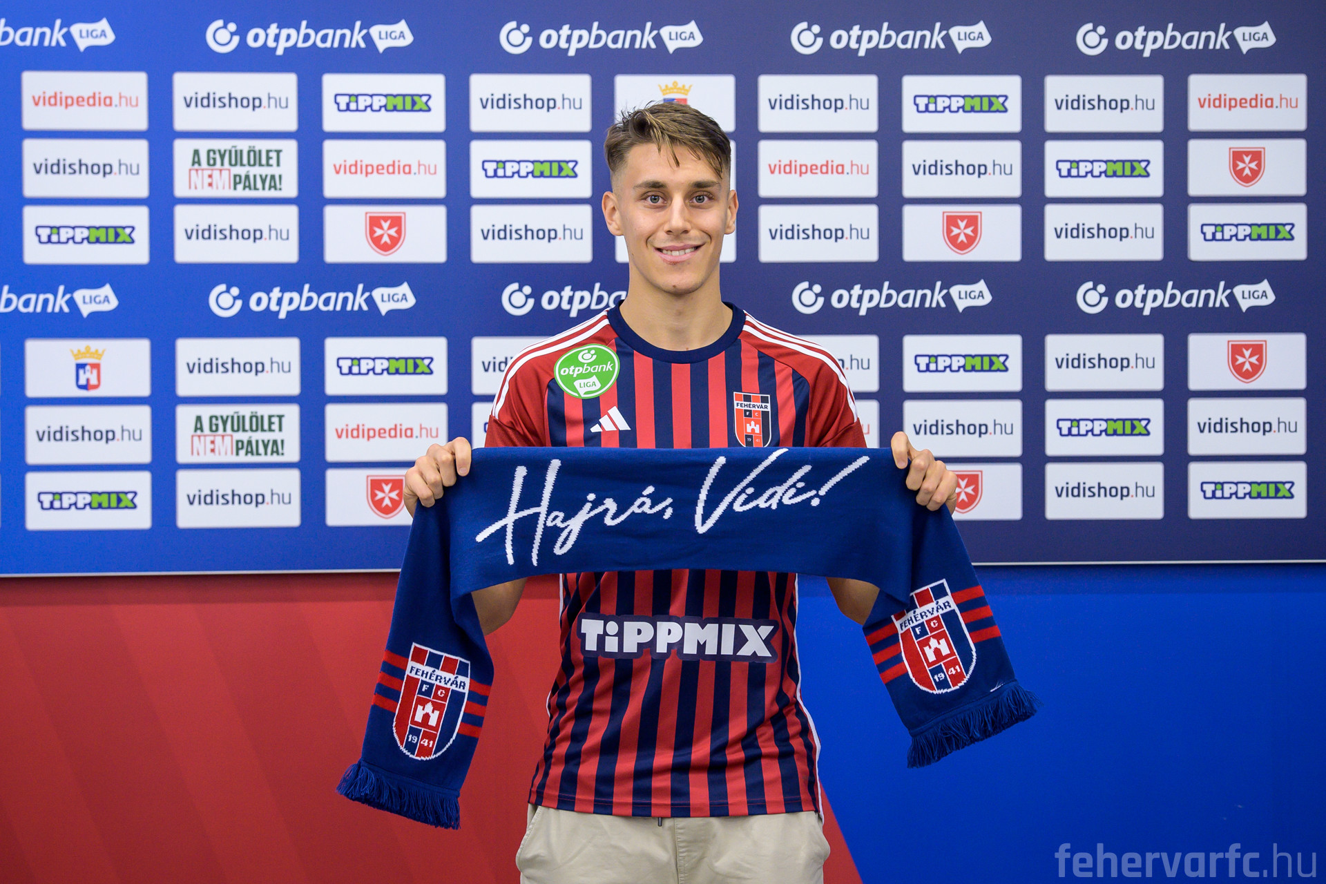 Simut Mario Lucas becomes a red and blue! | Videoton FC Fehérvár