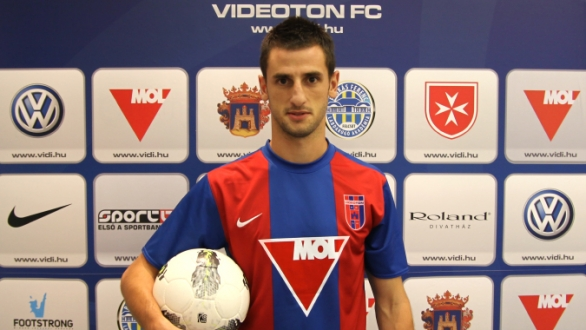 Videoton sign Greek defender | Fehérvár FC